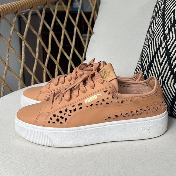 Puma | Shoes | Deep Tan Puma Platform Sneakers | Poshmark